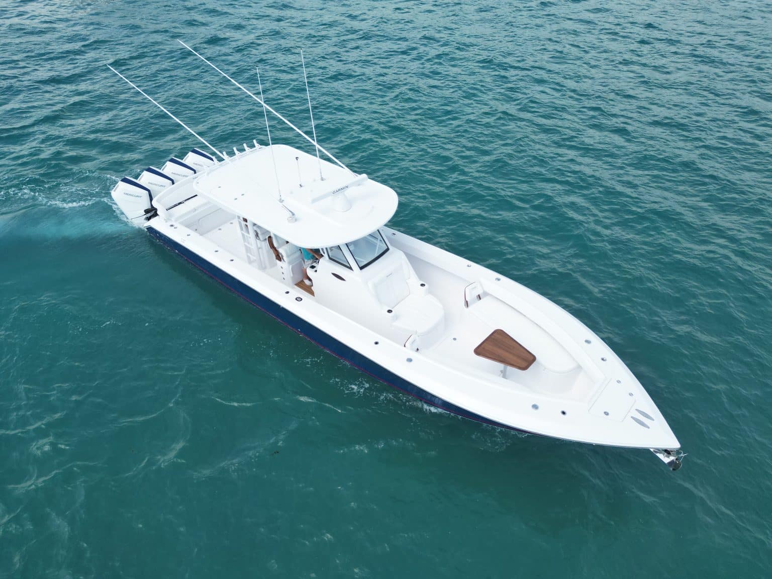 Bahama 41 GT – High-Performance Offshore Boat
